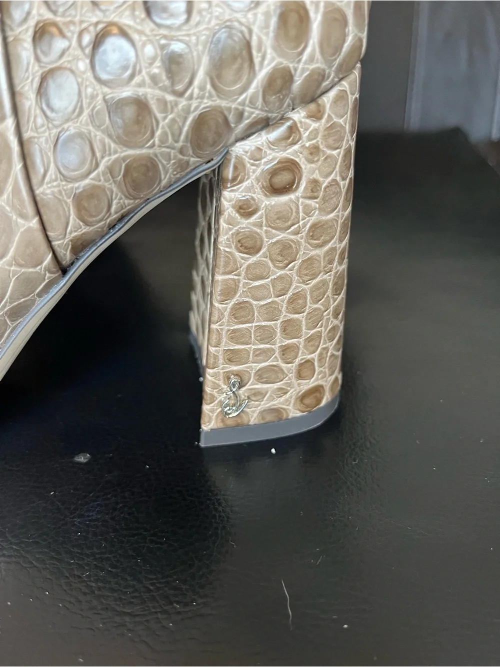 Sam Edelman | Shoes | Sam Edelman Codie Croc Embossed Booties Sz8 Beige ...